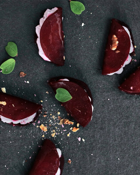 Beetroot & cream cheese slices - Nicolas Vahé